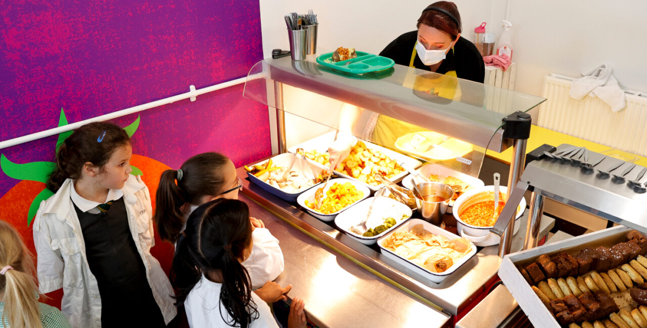 Promoting diversity through school lunch menus - Bringing pupils ...
